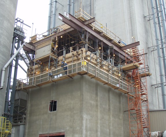 Cooper Farms Slip Form Silo - Premiere Concrete Admixtures